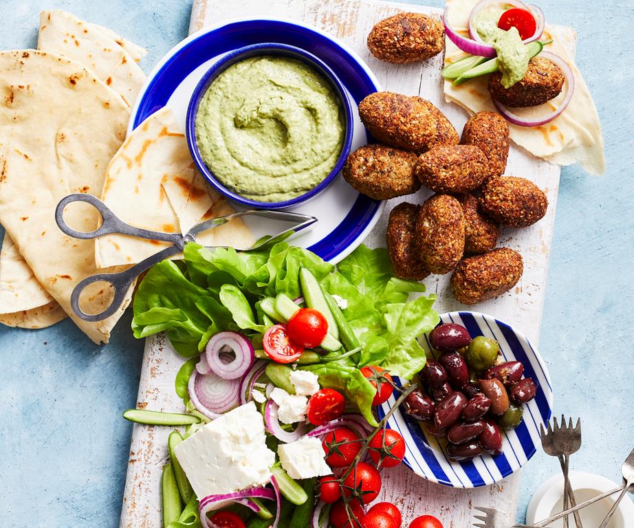 8 Mediterranean recipes to get you out of a midweek meal pickle | Women ...